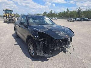 Black Porsche Cayenne 2019 in Kaunas, with an engine capacity of 3.00 L and mileage of 104 thousand km for 17500 €, photo 22 on AUTOMOTO.COM.LV