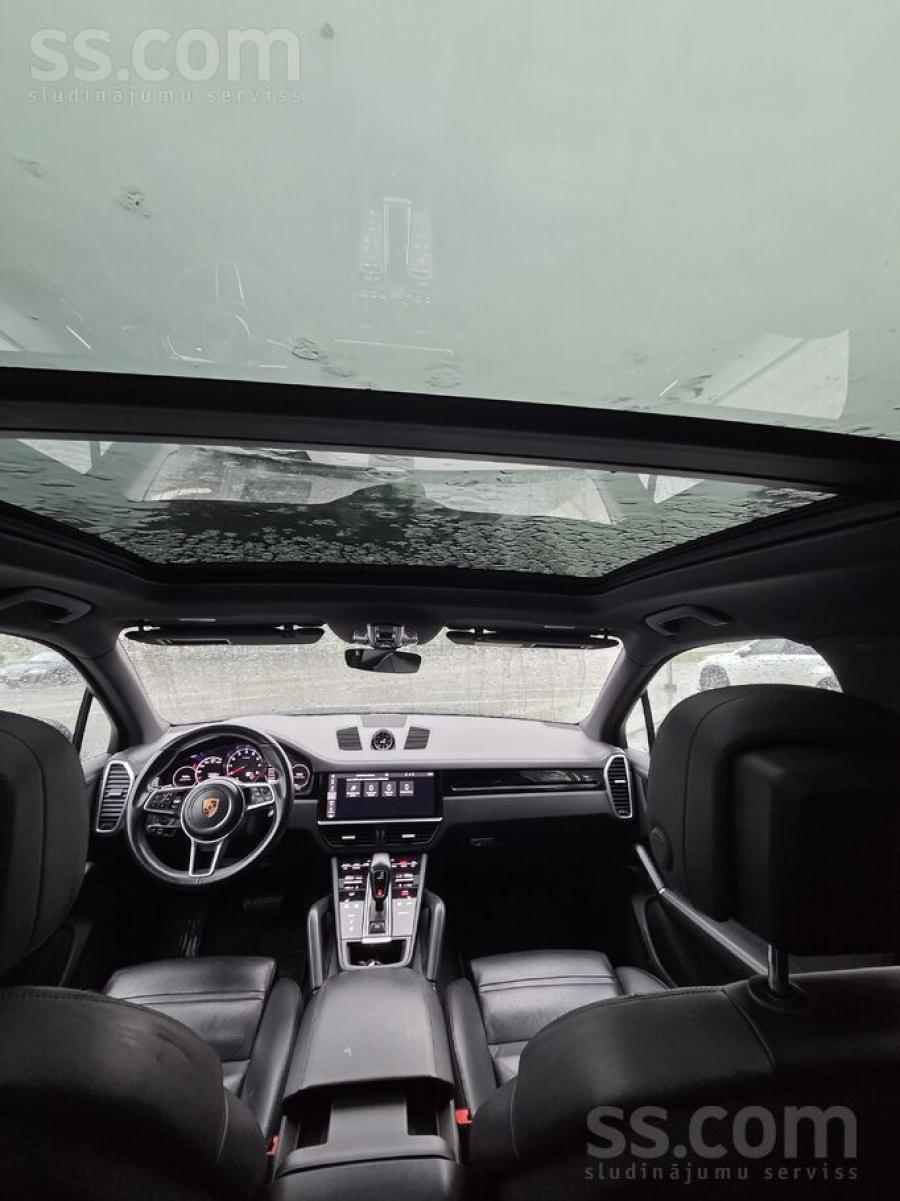 Melns Porsche Cayenne 2019 Rīga, ar dzinēja tilpumu 3.00 L un nobraukumu 178 tūkst. km par 40000 €, foto 6 vietnē AUTOMOTO.COM.LV