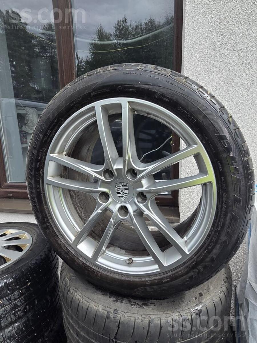 Melns Porsche Cayenne 2019 Rīga, ar dzinēja tilpumu 3.00 L un nobraukumu 178 tūkst. km par 40000 €, foto 9 vietnē AUTOMOTO.COM.LV