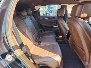 Melns Porsche Cayenne 2019 Kauņa, ar dzinēja tilpumu 4.00 L un nobraukumu 20 tūkst. km par 30000 €, foto 10 vietnē AUTOMOTO.COM.LV