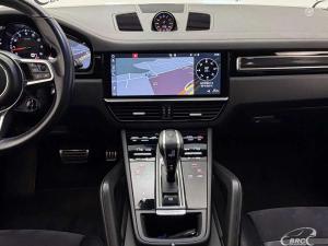 Melns Porsche Cayenne 2019 Viļņa, ar dzinēja tilpumu 3.00 L un nobraukumu 178 tūkst. km par 52500 €, foto 19 vietnē AUTOMOTO.COM.LV