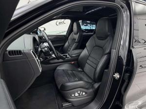 Melns Porsche Cayenne 2019 Viļņa, ar dzinēja tilpumu 3.00 L un nobraukumu 178 tūkst. km par 52500 €, foto 27 vietnē AUTOMOTO.COM.LV