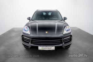 Melns Porsche Cayenne 2019 Tallina, ar dzinēja tilpumu 3.00 L un nobraukumu 160 tūkst. km par 39899 €, foto 3 vietnē AUTOMOTO.COM.LV