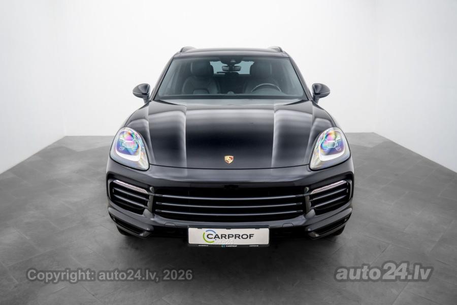 Melns Porsche Cayenne 2019 Tallina, ar dzinēja tilpumu 3.00 L un nobraukumu 160 tūkst. km par 39899 €, foto 3 vietnē AUTOMOTO.COM.LV