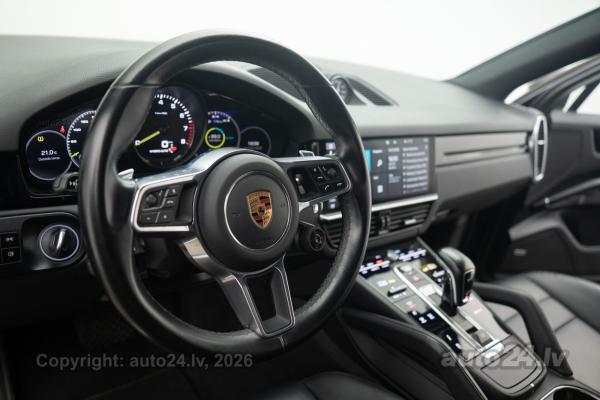 Melns Porsche Cayenne 2019 Tallina, ar dzinēja tilpumu 3.00 L un nobraukumu 160 tūkst. km par 39899 €, foto 8 vietnē AUTOMOTO.COM.LV