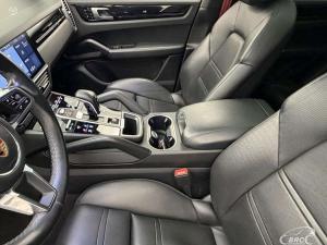 Melns Porsche Cayenne 2019 Viļņa, ar dzinēja tilpumu 3.00 L un nobraukumu 85 tūkst. km par 39000 €, foto 28 vietnē AUTOMOTO.COM.LV
