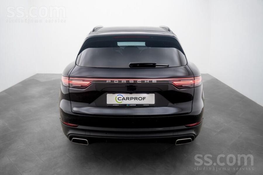 Black Porsche Cayenne 2019 in Tallinn, with an engine capacity of 3.00 L and mileage of 160 thousand km for 39899 €, photo 7 on AUTOMOTO.COM.LV