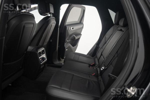 Black Porsche Cayenne 2019 in Tallinn, with an engine capacity of 3.00 L and mileage of 160 thousand km for 39899 €, photo 10 on AUTOMOTO.COM.LV