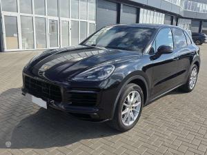 Melns Porsche Cayenne 2019 Kauņa, ar dzinēja tilpumu 3.00 L un nobraukumu 160 tūkst. km par 26000 €, foto  vietnē AUTOMOTO.COM.LV