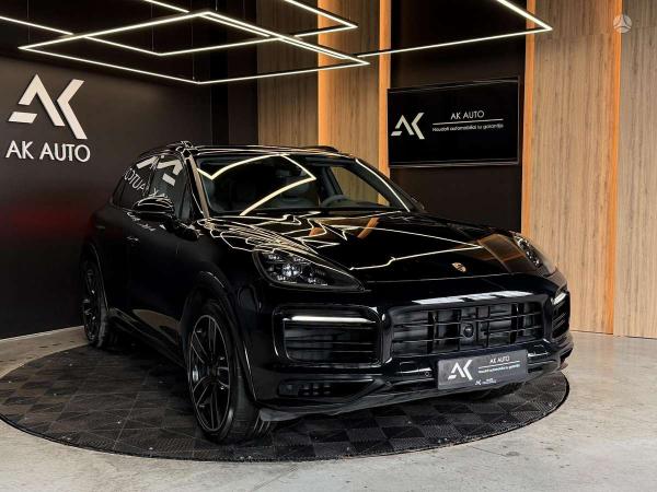 Черный Порше Каен 2019 в Каунас, объемом двигателя 2.89 л и пробегом 90 тыс. км за 47990 €, фото 3 на AUTOMOTO.COM.LV