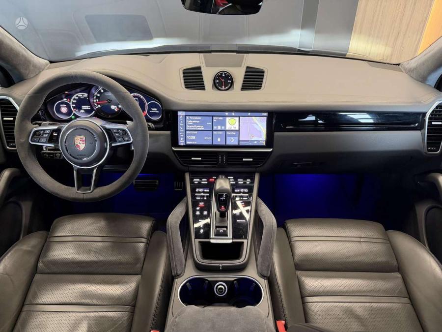 Melns Porsche Cayenne 2019 Kauņa, ar dzinēja tilpumu 2.89 L un nobraukumu 90 tūkst. km par 47990 €, foto 15 vietnē AUTOMOTO.COM.LV