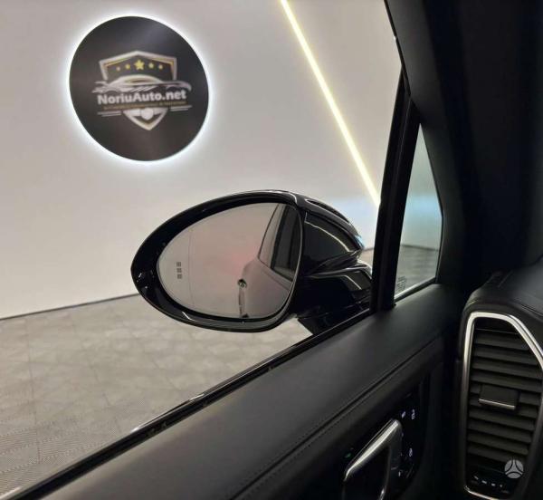Melns Porsche Cayenne 2019 Marijampole, ar dzinēja tilpumu 3.00 L un nobraukumu 95 tūkst. km par 39999 €, foto 9 vietnē AUTOMOTO.COM.LV