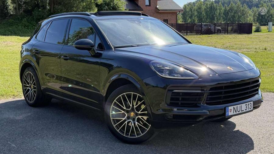 Melns Porsche Cayenne 2019 Klaipėda, ar dzinēja tilpumu 3.00 L un nobraukumu 162 tūkst. km par 37790 €, foto 4 vietnē AUTOMOTO.COM.LV