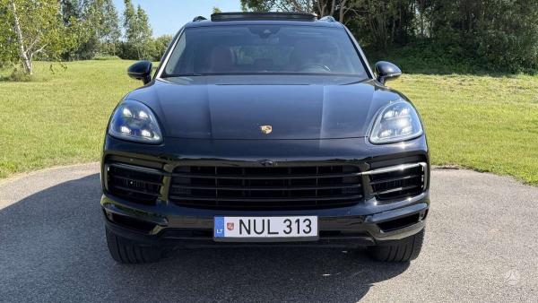 Melns Porsche Cayenne 2019 Klaipėda, ar dzinēja tilpumu 3.00 L un nobraukumu 162 tūkst. km par 37790 €, foto 4 vietnē AUTOMOTO.COM.LV