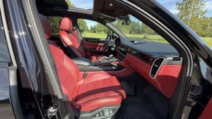 Melns Porsche Cayenne 2019 Klaipėda, ar dzinēja tilpumu 3.00 L un nobraukumu 162 tūkst. km par 37790 €, foto 10 vietnē AUTOMOTO.COM.LV