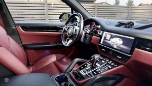 Melns Porsche Cayenne 2019 Klaipėda, ar dzinēja tilpumu 3.00 L un nobraukumu 162 tūkst. km par 37790 €, foto 12 vietnē AUTOMOTO.COM.LV