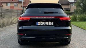 Melns Porsche Cayenne 2019 Klaipėda, ar dzinēja tilpumu 3.00 L un nobraukumu 162 tūkst. km par 37790 €, foto 13 vietnē AUTOMOTO.COM.LV