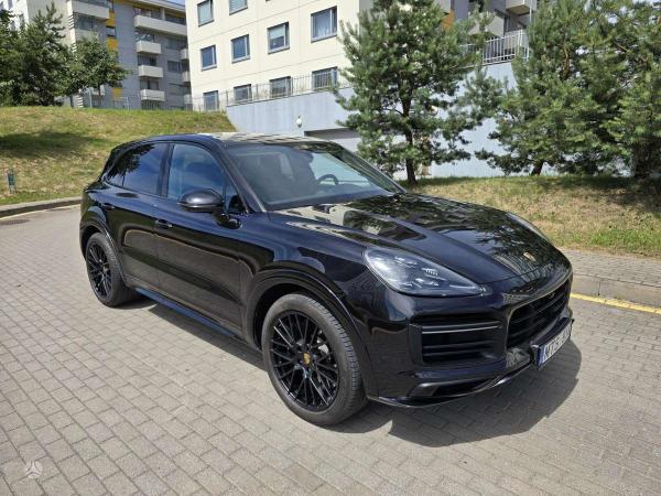 Melns Porsche Cayenne 2019 Viļņa, ar dzinēja tilpumu 4.00 L un nobraukumu 199 tūkst. km par 44000 €, foto 1 vietnē AUTOMOTO.COM.LV