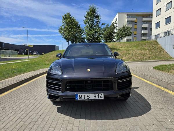 Melns Porsche Cayenne 2019 Viļņa, ar dzinēja tilpumu 4.00 L un nobraukumu 199 tūkst. km par 44000 €, foto 2 vietnē AUTOMOTO.COM.LV