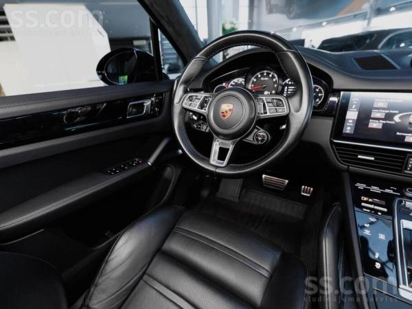 Melns Porsche Cayenne 2019 Rīga, ar dzinēja tilpumu 4.00 L un nobraukumu 117 tūkst. km par 52500 €, foto 5 vietnē AUTOMOTO.COM.LV