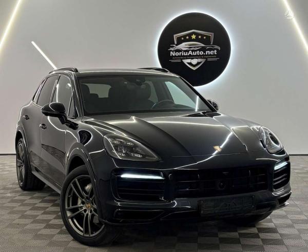 Melns Porsche Cayenne 2019 Marijampole, ar dzinēja tilpumu 3.00 L un nobraukumu 95 tūkst. km par 39999 €, foto  vietnē AUTOMOTO.COM.LV