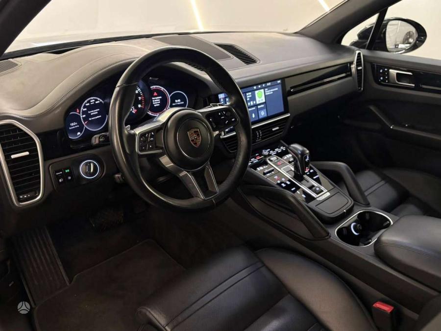 Melns Porsche Cayenne 2019 Marijampole, ar dzinēja tilpumu 3.00 L un nobraukumu 95 tūkst. km par 39999 €, foto 3 vietnē AUTOMOTO.COM.LV