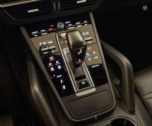 Melns Porsche Cayenne 2019 Marijampole, ar dzinēja tilpumu 3.00 L un nobraukumu 95 tūkst. km par 39999 €, foto 4 vietnē AUTOMOTO.COM.LV