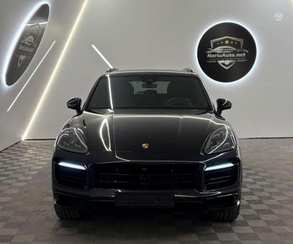 Black Porsche Cayenne 2019 in Marijampole, with an engine capacity of 3.00 L and mileage of 95 thousand km for 39999 €, photo 5 on AUTOMOTO.COM.LV