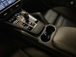 Melns Porsche Cayenne 2019 Marijampole, ar dzinēja tilpumu 3.00 L un nobraukumu 95 tūkst. km par 39999 €, foto 17 vietnē AUTOMOTO.COM.LV