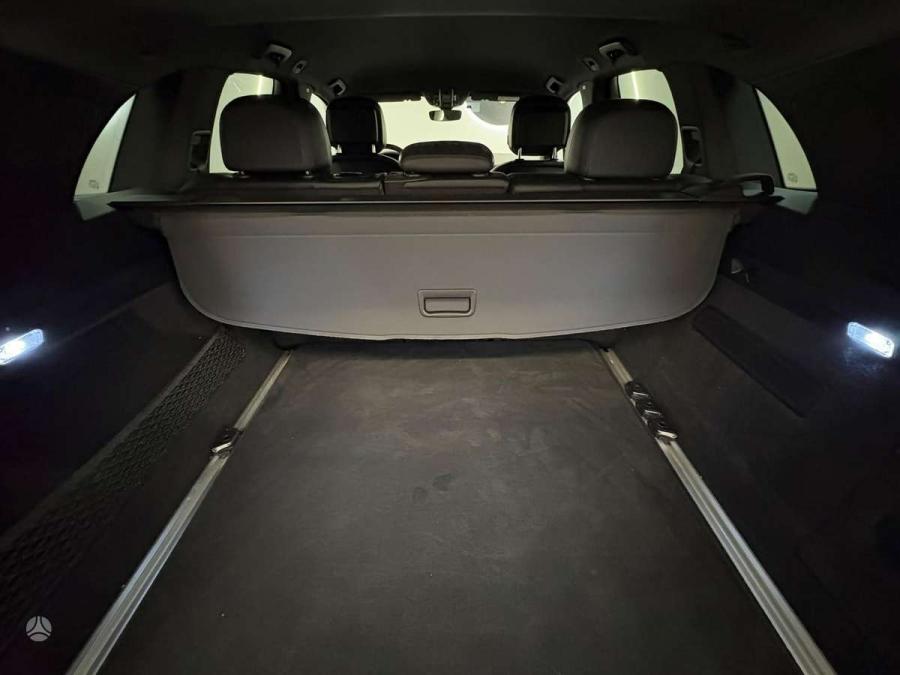 Melns Porsche Cayenne 2019 Marijampole, ar dzinēja tilpumu 3.00 L un nobraukumu 95 tūkst. km par 39999 €, foto 34 vietnē AUTOMOTO.COM.LV