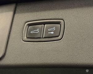Melns Porsche Cayenne 2019 Marijampole, ar dzinēja tilpumu 3.00 L un nobraukumu 95 tūkst. km par 39999 €, foto 35 vietnē AUTOMOTO.COM.LV