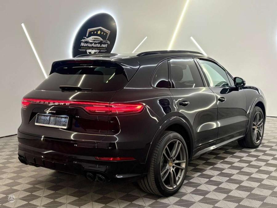 Melns Porsche Cayenne 2019 Marijampole, ar dzinēja tilpumu 3.00 L un nobraukumu 95 tūkst. km par 39999 €, foto 38 vietnē AUTOMOTO.COM.LV