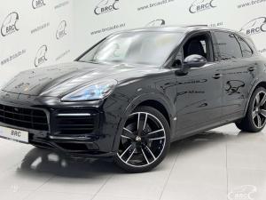 Melns Porsche Cayenne 2019 Viļņa, ar dzinēja tilpumu 3.00 L un nobraukumu 178 tūkst. km par 47000 €, foto  vietnē AUTOMOTO.COM.LV
