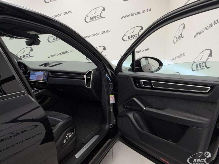 Черный Порше Каен 2019 в Вильнюс, объемом двигателя 3.00 л и пробегом 178 тыс. км за 47000 €, фото 11 на AUTOMOTO.COM.LV