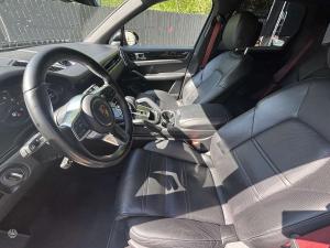 Melns Porsche Cayenne 2019 Viļņa, ar dzinēja tilpumu 3.00 L un nobraukumu 85 tūkst. km par 36500 €, foto 15 vietnē AUTOMOTO.COM.LV