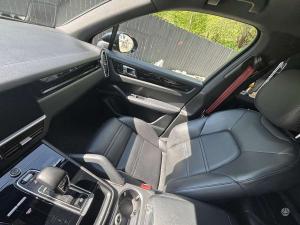Melns Porsche Cayenne 2019 Viļņa, ar dzinēja tilpumu 3.00 L un nobraukumu 85 tūkst. km par 36500 €, foto 16 vietnē AUTOMOTO.COM.LV