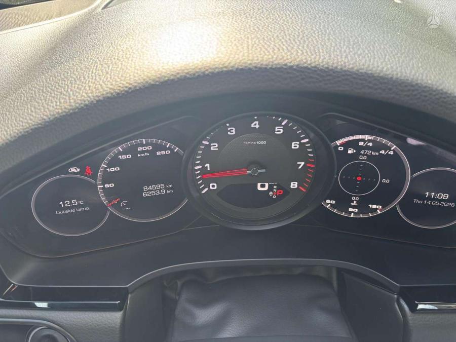 Melns Porsche Cayenne 2019 Viļņa, ar dzinēja tilpumu 3.00 L un nobraukumu 85 tūkst. km par 36500 €, foto 17 vietnē AUTOMOTO.COM.LV