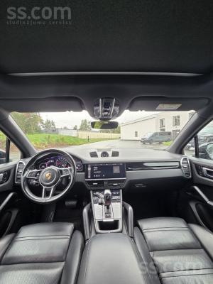 Black Porsche Cayenne 2019 in Riga, with an engine capacity of 3.00 L and mileage of 178 thousand km for 36000 €, photo 6 on AUTOMOTO.COM.LV