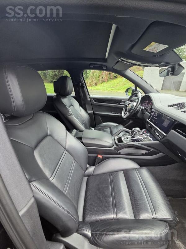 Melns Porsche Cayenne 2019 Rīga, ar dzinēja tilpumu 3.00 L un nobraukumu 178 tūkst. km par 36000 €, foto 8 vietnē AUTOMOTO.COM.LV