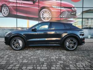 Black Porsche Cayenne 2020 in Riga, with an engine capacity of 4.00 L and mileage of 96 thousand km for 59900 €, photo 8 on AUTOMOTO.COM.LV