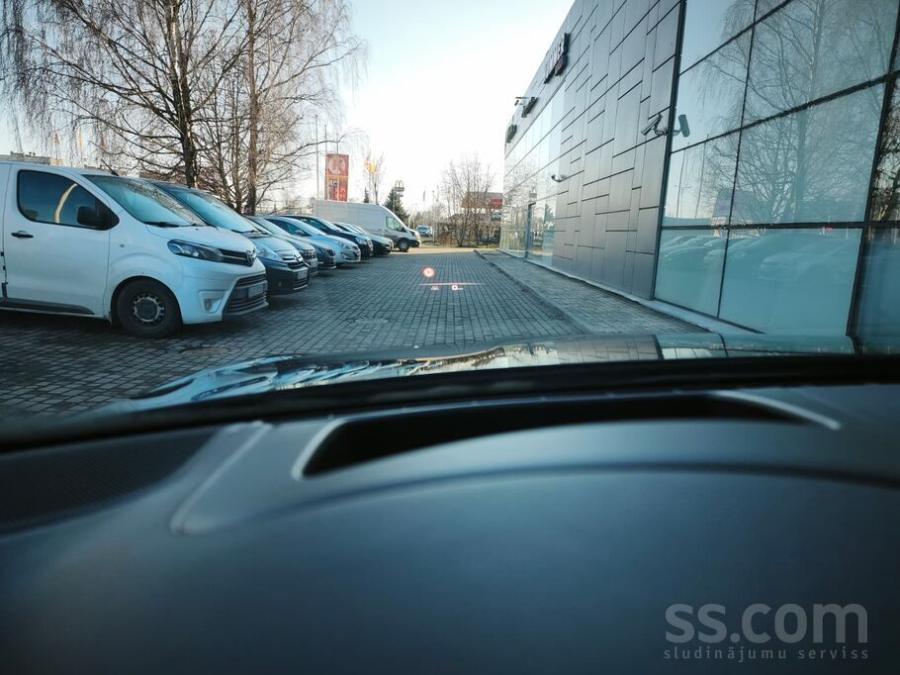 Black Porsche Cayenne 2020 in Riga, with an engine capacity of 4.00 L and mileage of 96 thousand km for 59900 €, photo 27 on AUTOMOTO.COM.LV
