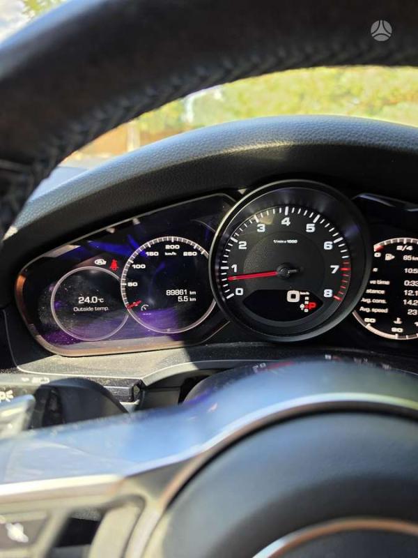 Melns Porsche Cayenne 2020 Kauņa, ar dzinēja tilpumu 3.00 L un nobraukumu 90 tūkst. km par 36900 €, foto 6 vietnē AUTOMOTO.COM.LV