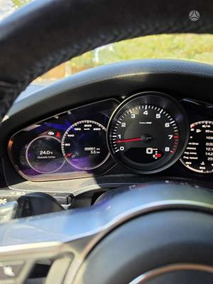 Melns Porsche Cayenne 2020 Kauņa, ar dzinēja tilpumu 3.00 L un nobraukumu 90 tūkst. km par 36900 €, foto 6 vietnē AUTOMOTO.COM.LV