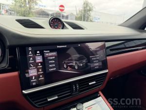 Black Porsche Cayenne 2020 in Riga, with an engine capacity of 3.00 L and mileage of 175 thousand km for 55900 €, photo 25 on AUTOMOTO.COM.LV