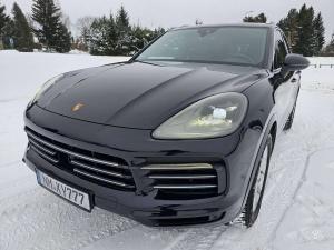 Melns Porsche Cayenne 2021 Klaipėda, ar dzinēja tilpumu 3.00 L un nobraukumu 146 tūkst. km par 30500 €, foto 2 vietnē AUTOMOTO.COM.LV