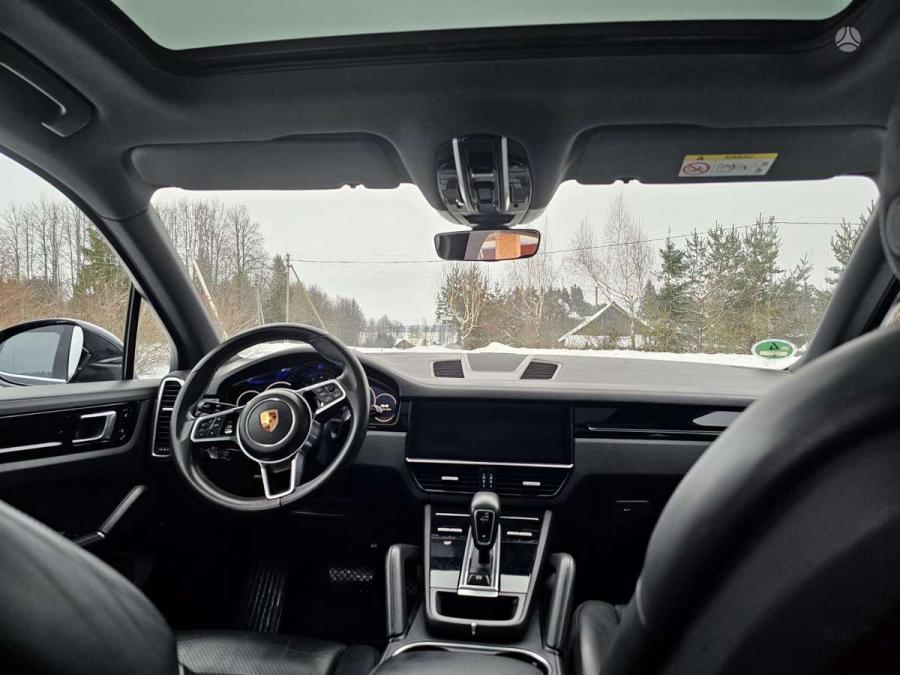 Melns Porsche Cayenne 2021 Klaipėda, ar dzinēja tilpumu 3.00 L un nobraukumu 146 tūkst. km par 30500 €, foto 8 vietnē AUTOMOTO.COM.LV