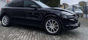 Melns Porsche Cayenne 2021 Panevēža, ar dzinēja tilpumu 3.00 L un nobraukumu 55 tūkst. km par 36800 €, foto 10 vietnē AUTOMOTO.COM.LV
