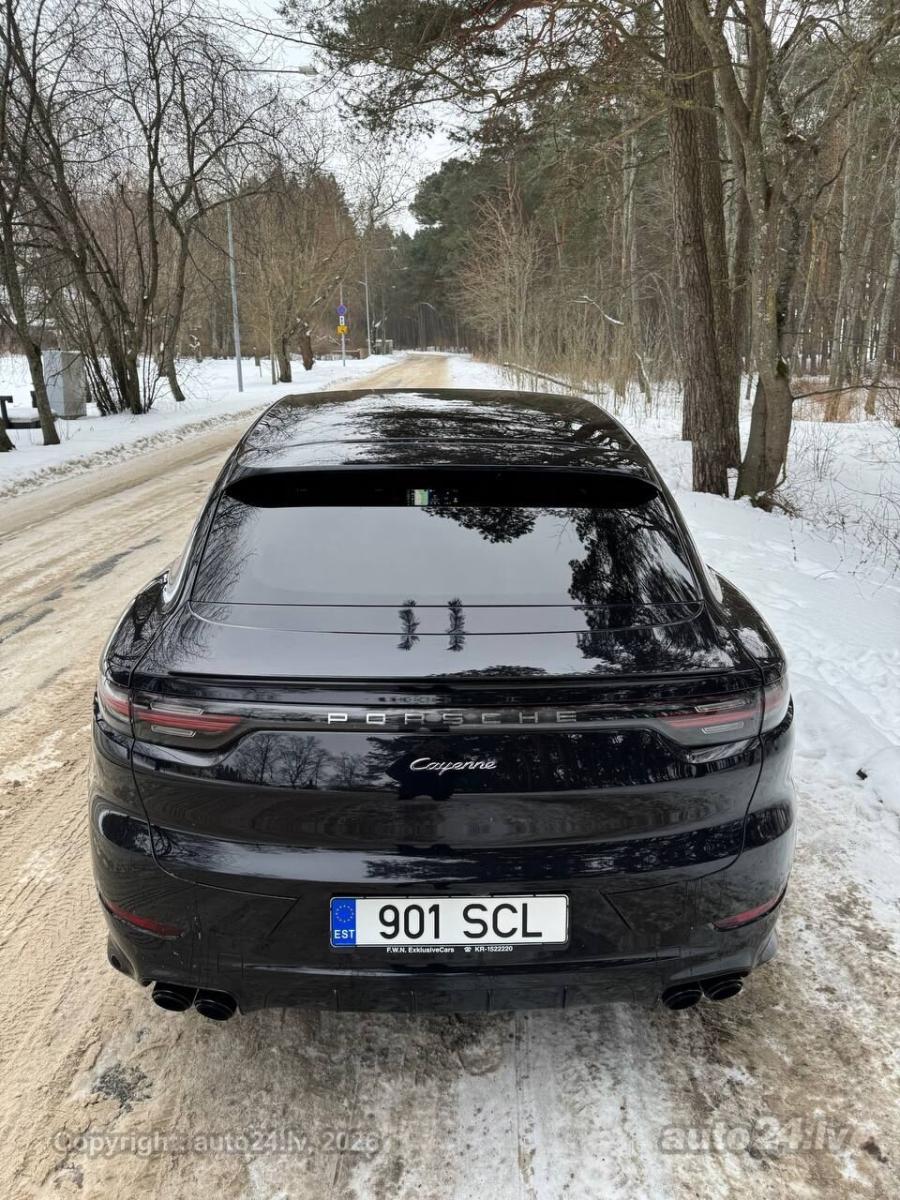 Black Porsche Cayenne 2021 in Tallinn, with an engine capacity of 3.00 L and mileage of 130 thousand km for 68000 €, photo 6 on AUTOMOTO.COM.LV