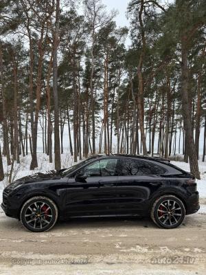 Black Porsche Cayenne 2021 in Tallinn, with an engine capacity of 3.00 L and mileage of 130 thousand km for 68000 €, photo 10 on AUTOMOTO.COM.LV