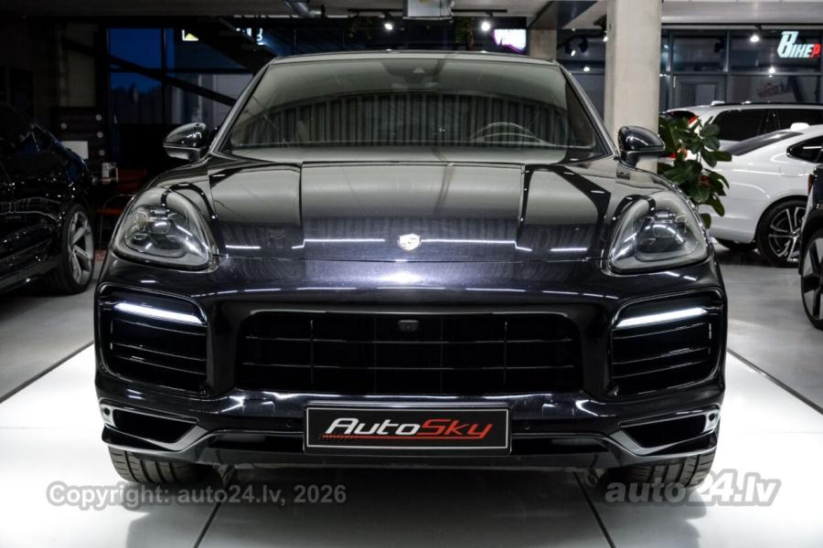 Black Porsche Cayenne 2021 in Tallinn, with an engine capacity of 3.00 L and mileage of 133 thousand km for 62000 €, photo 2 on AUTOMOTO.COM.LV